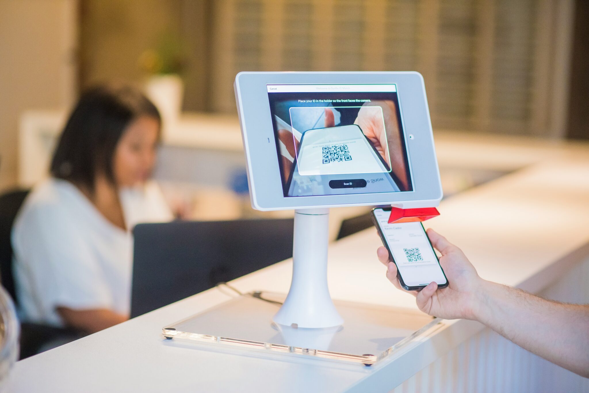 Free Visitor Sign-In App | Visitor Management App for Real-Time Tracking